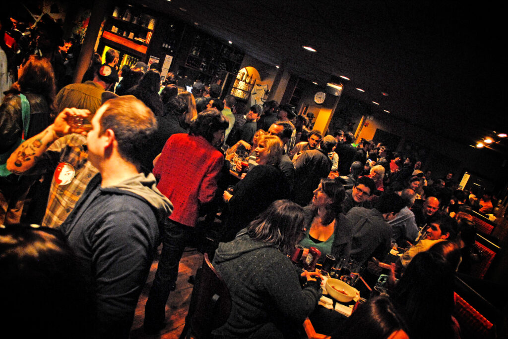 How to Get a Drink at a Crowded Bar - Pacific Standard