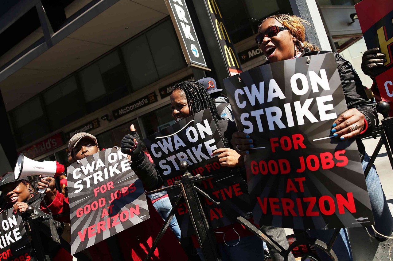 What Happens When Private Sector Workers Strike?