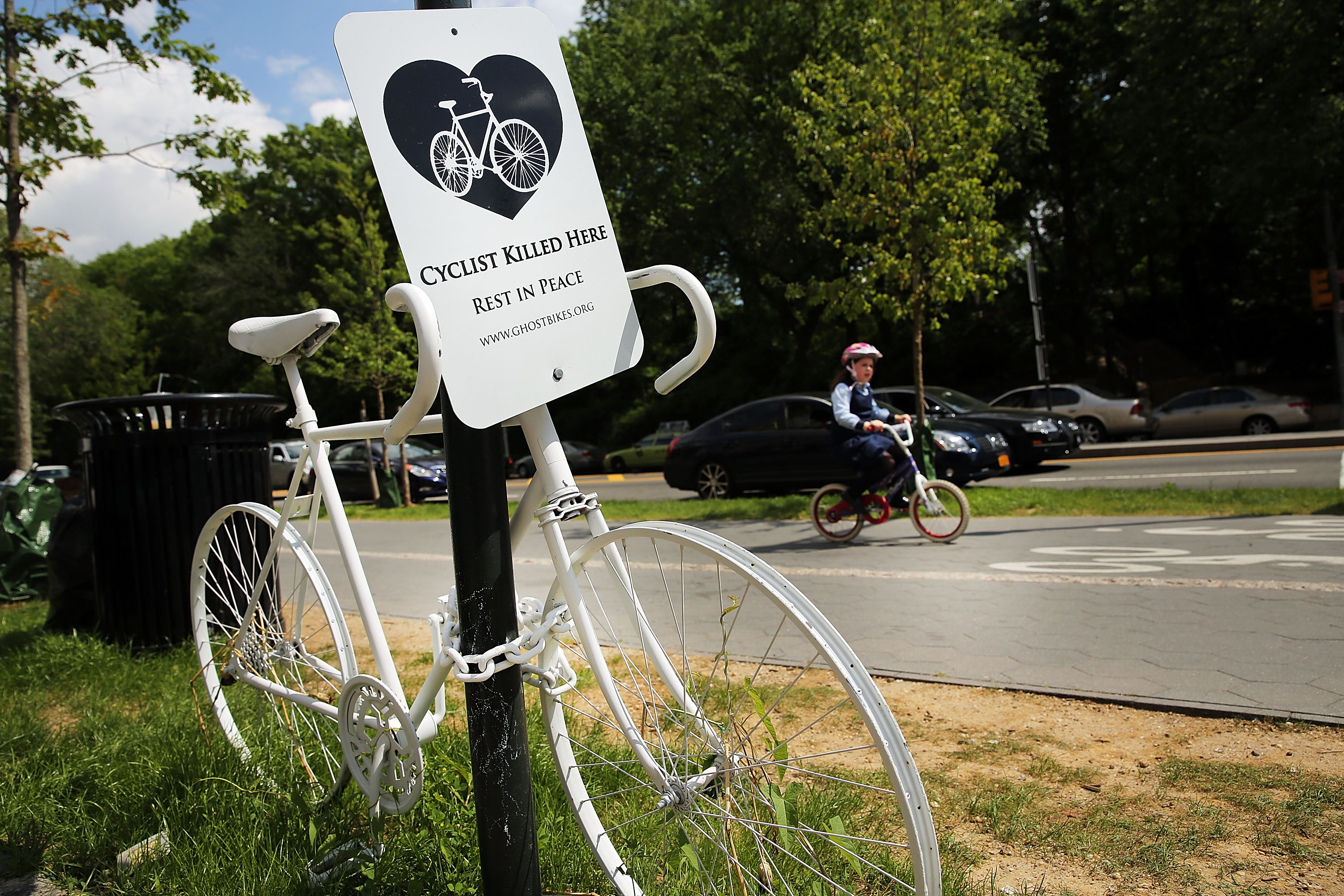 Ghost Bikes: A Global Ritual to Memorialize and Protest Cycling Deaths
